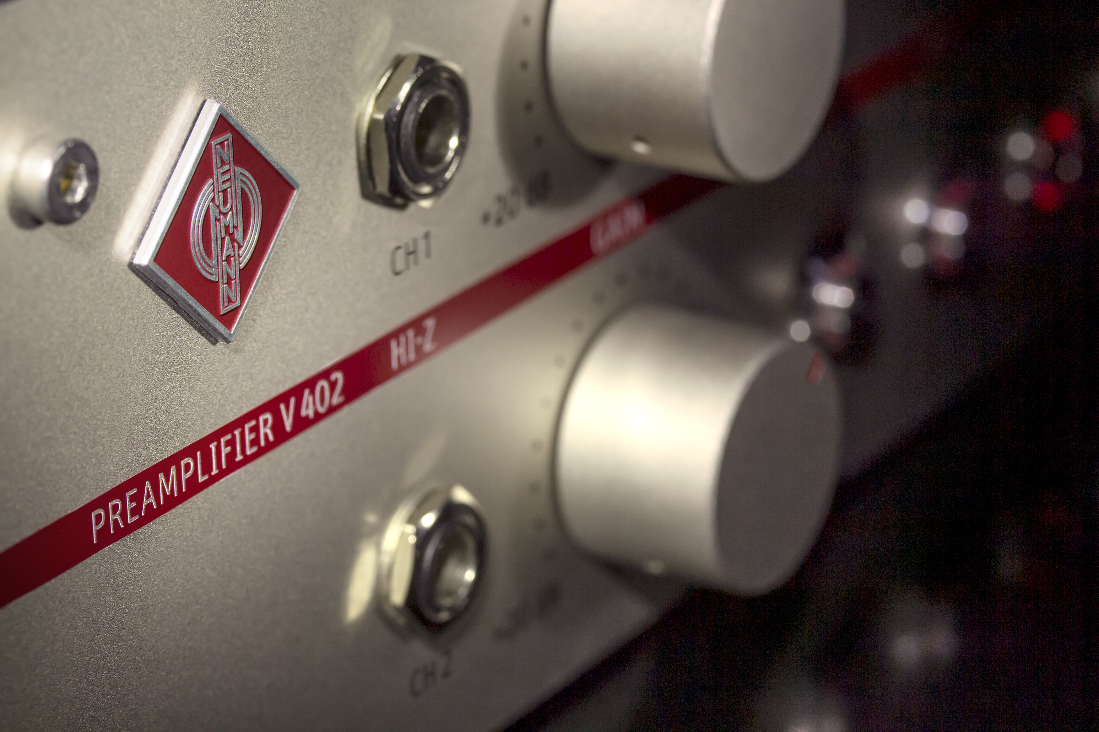 Neumann introduces the V 402 Preamp