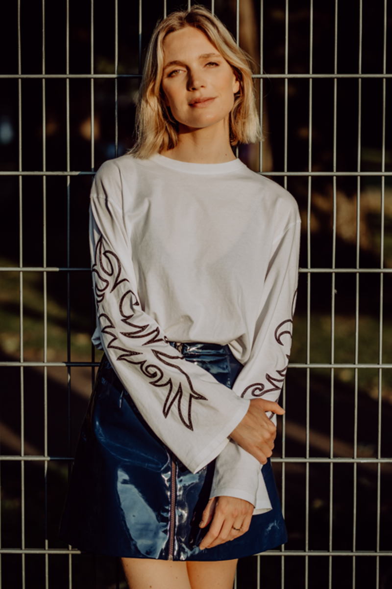 Zwangerschap van Laura zet vriendengroep onder hoogspanning in ...