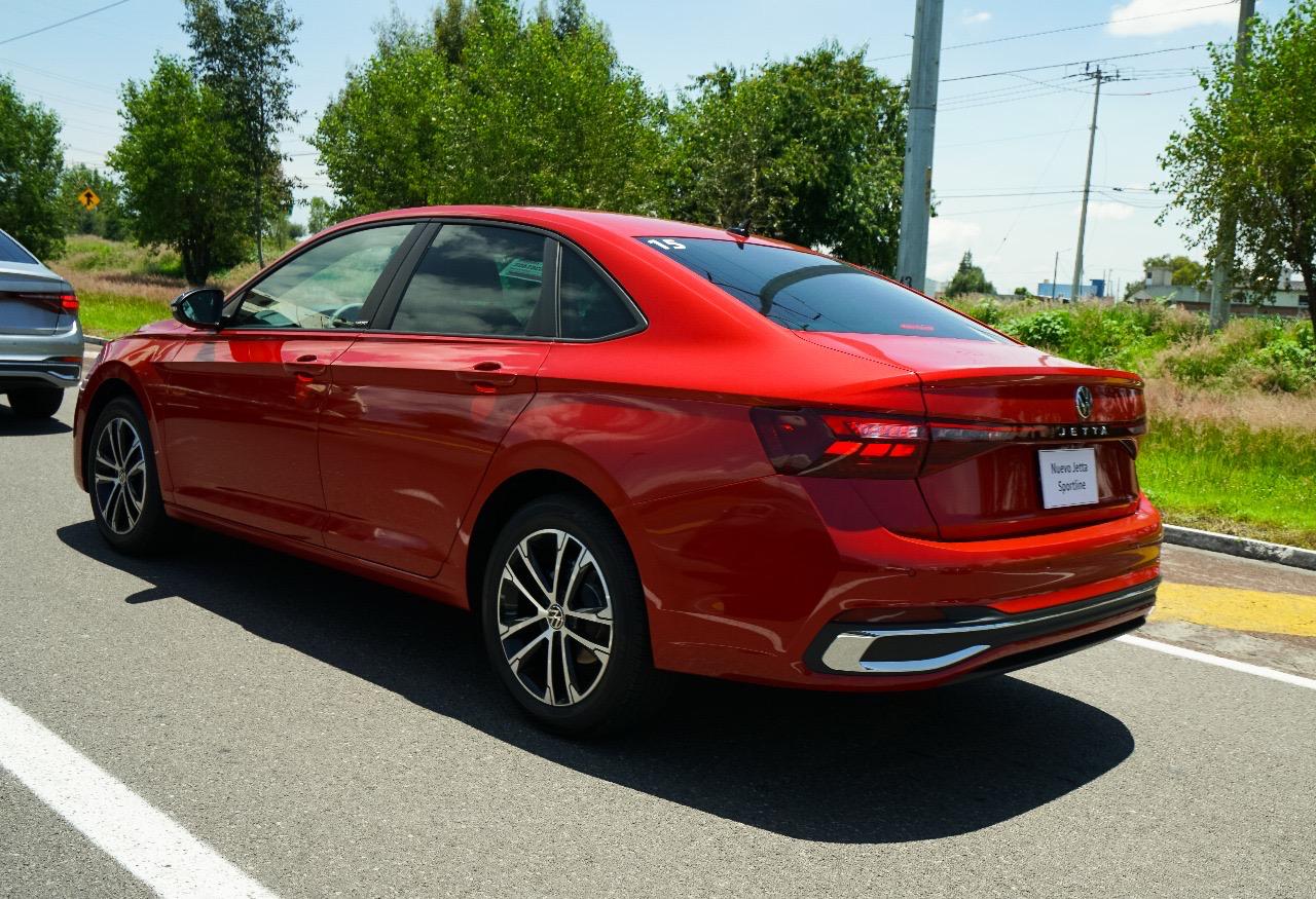 La marca Volkswagen en México presenta el Nuevo Jetta y Nuevo GLI 2025