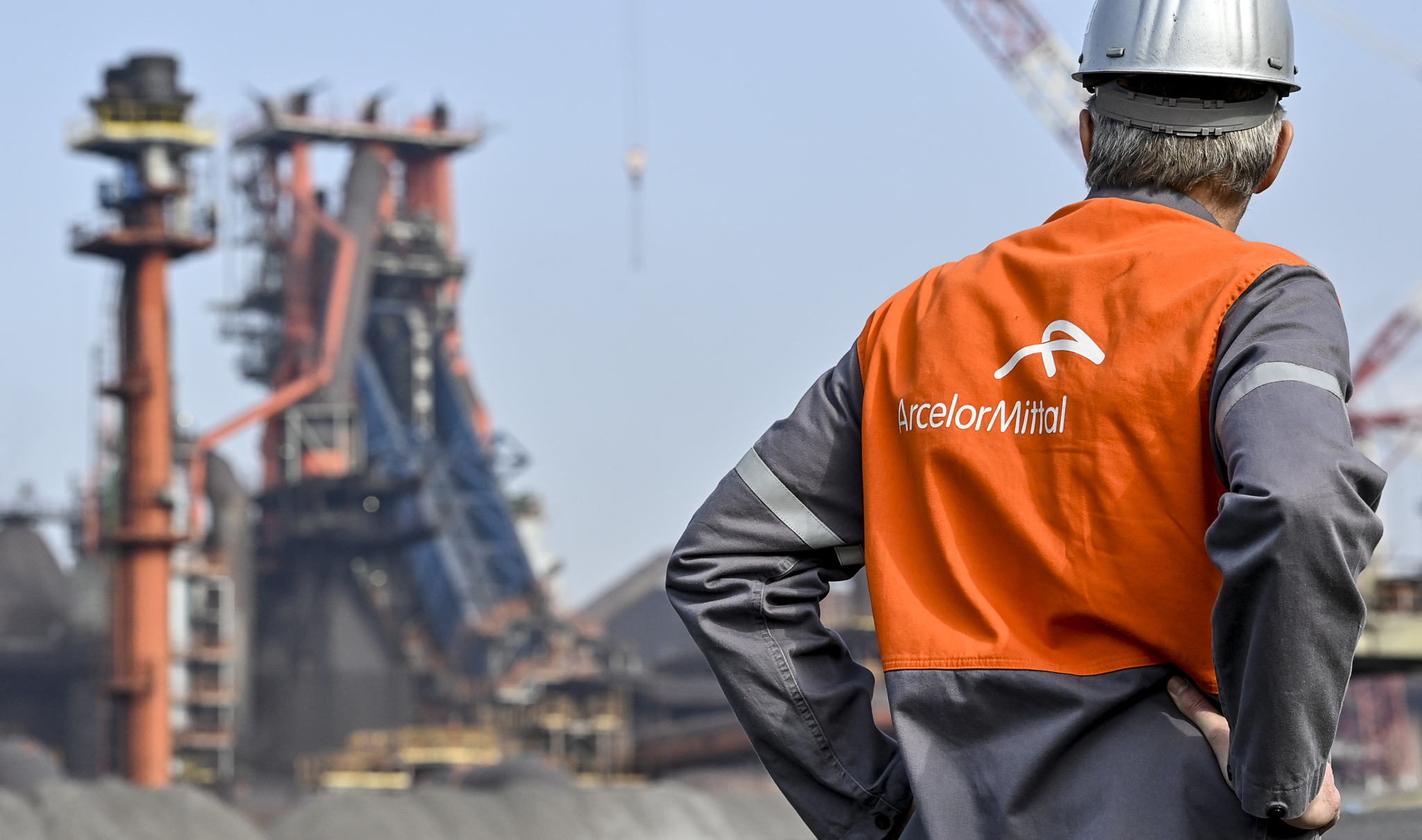 ArcelorMittal announces delay of European decarbonisation plans ...