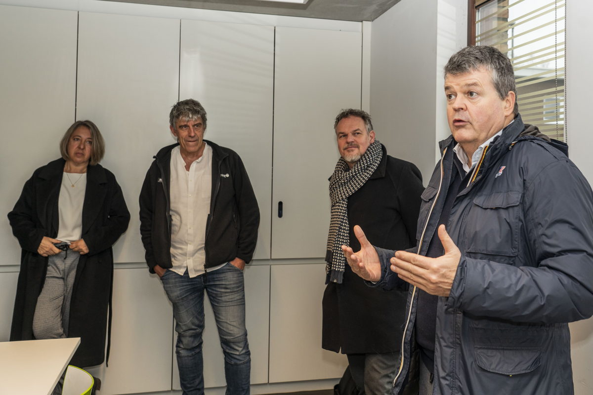 Woonmaatschappij Woonland installeert 950 ASTER-zonnepanelen op daken ...