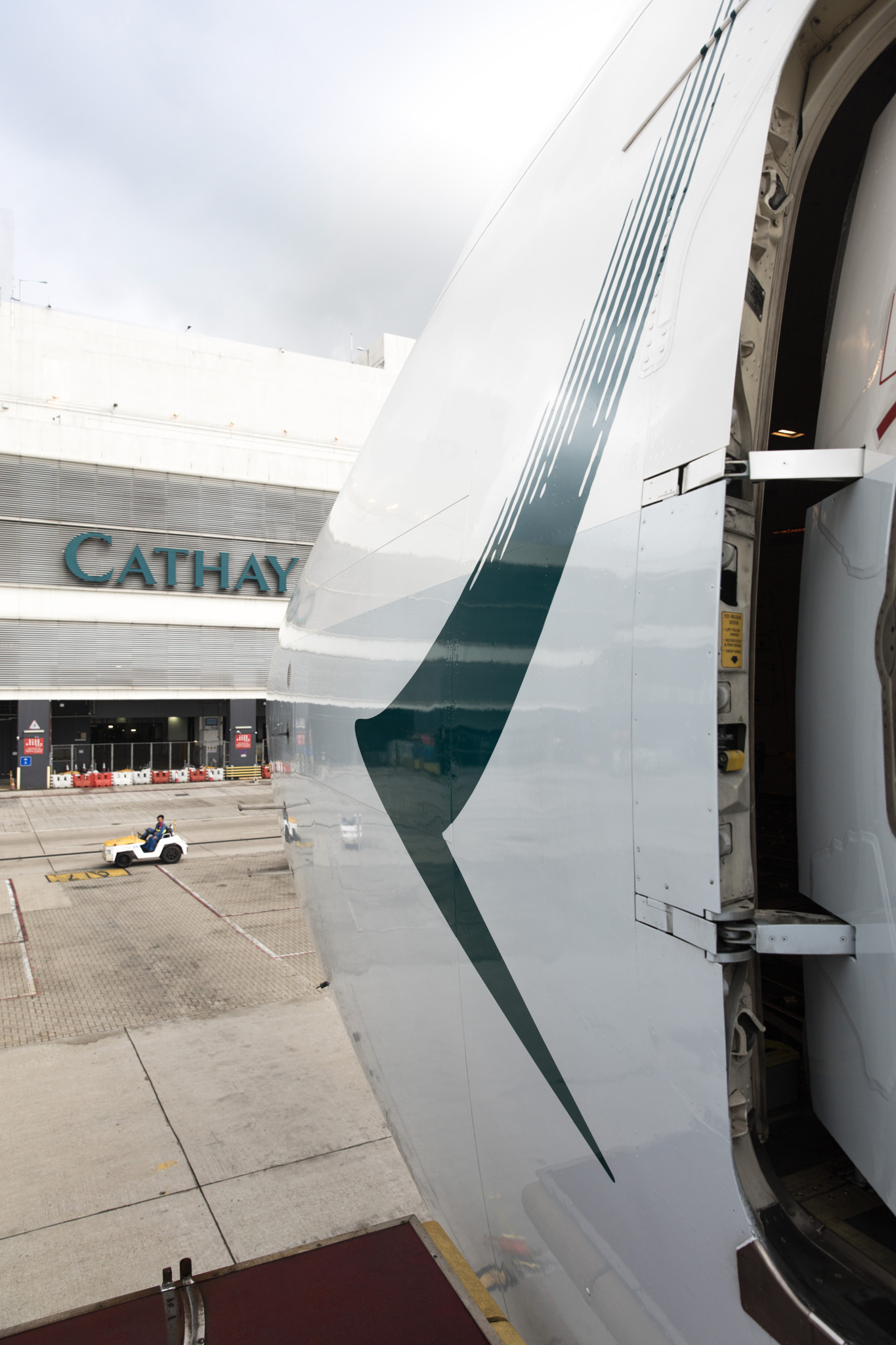 Cathay Pacific statement on shark's fin carriage - Cathay Pacific