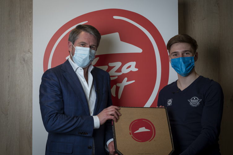 Persbericht: Remco Evenepoel nieuw gezicht van Pizza Hut België