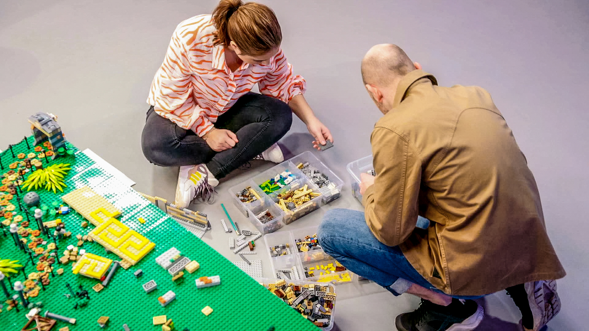 LEGO MASTERS: wie neemt het gouden LEGO steentje mee naar huis?