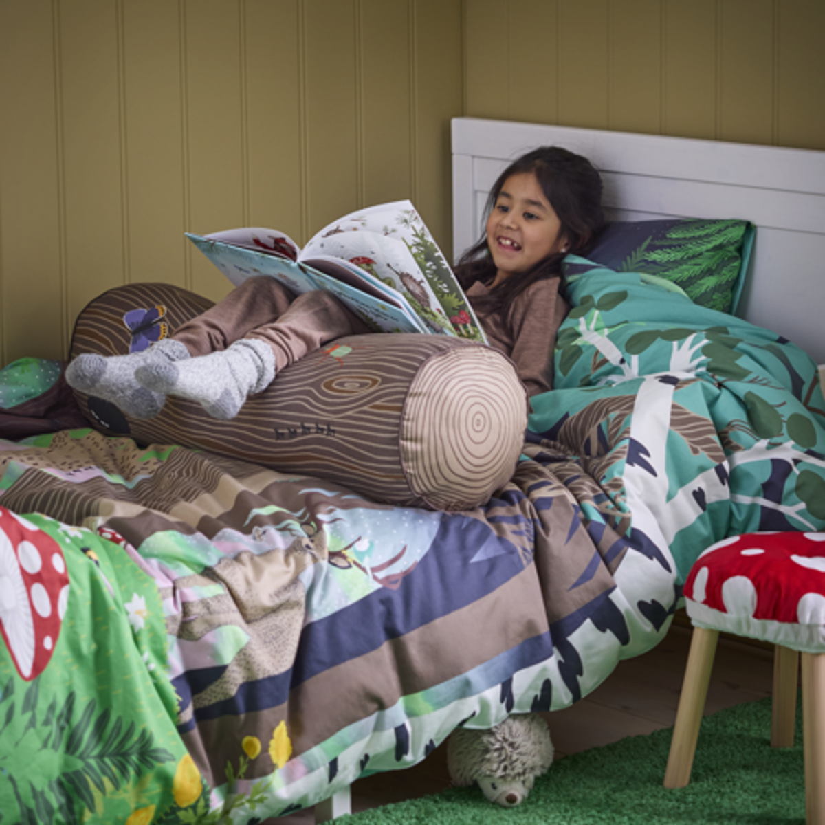 Avec la collection enfants SKOGSDUVA de IKEA, découvrez la magie des ...