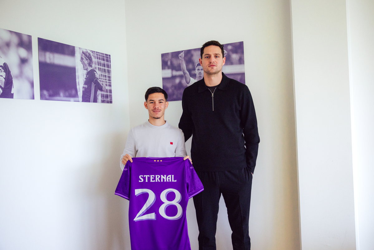 Bienvenue, Enzo Sternal