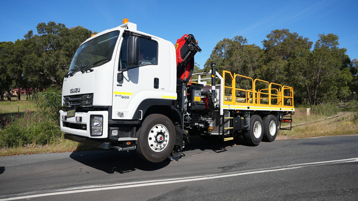 Road-to-Rail Experts Aries Rail on Fast Track With All-Isuzu Hire Fleet