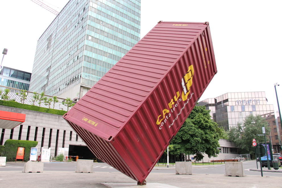 La Ville de Bruxelles achète l’œuvre The Container de Luc Deleu
