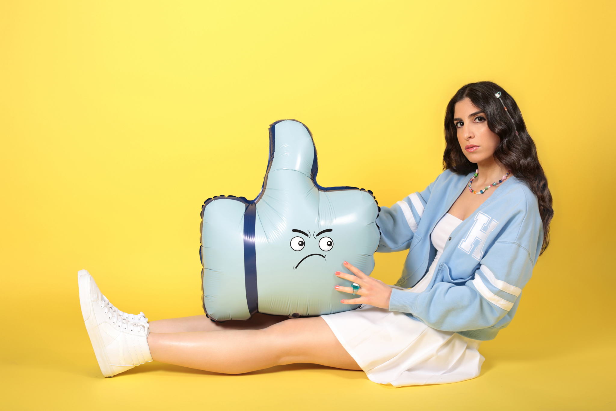 DEYBO S'ATTAQUE AUX INFLUENCEURS DANS "J'SUIS PARFAITE".