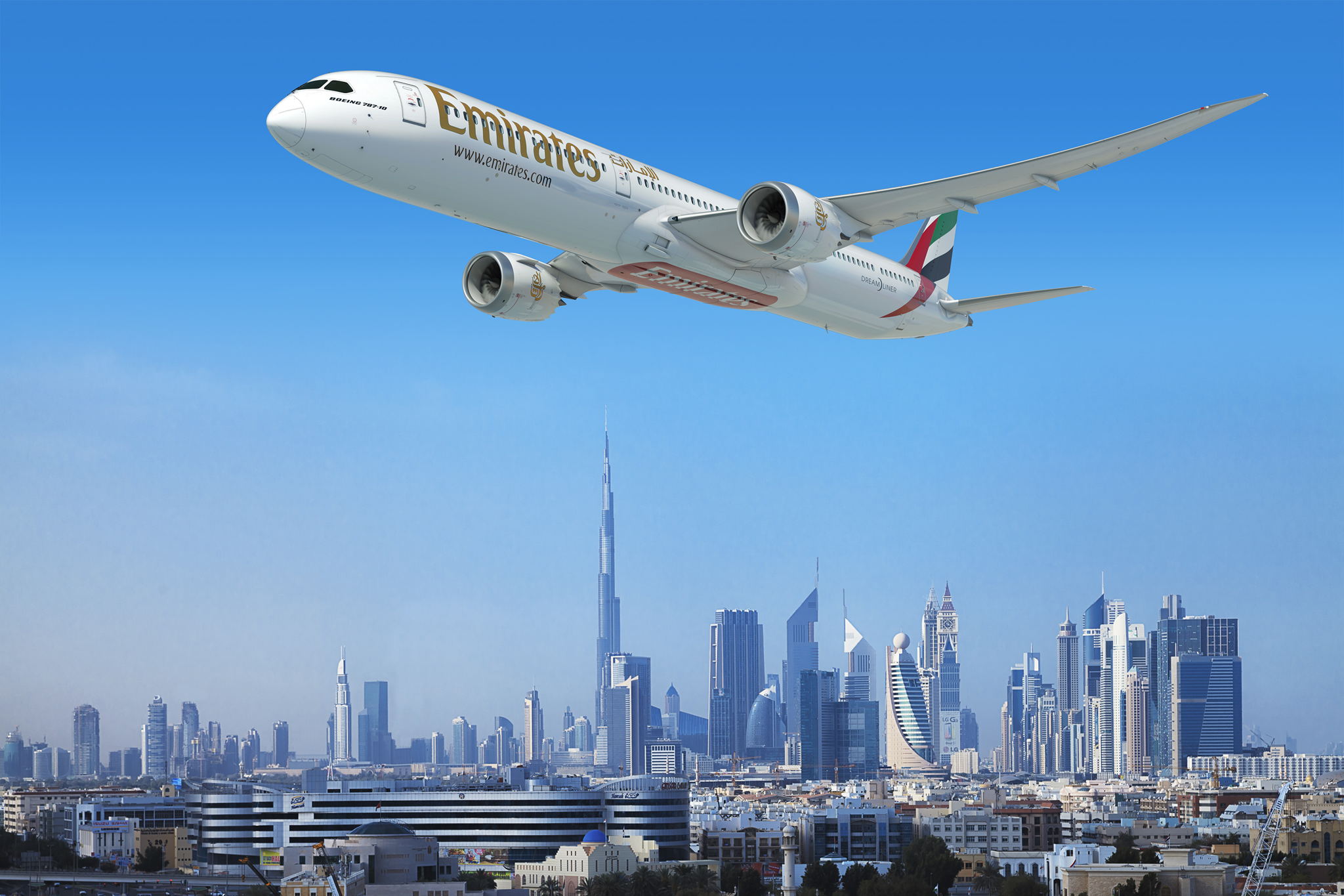 Emirates places US$15.1 billion order for 40 Boeing 787 Dreamliners at ...