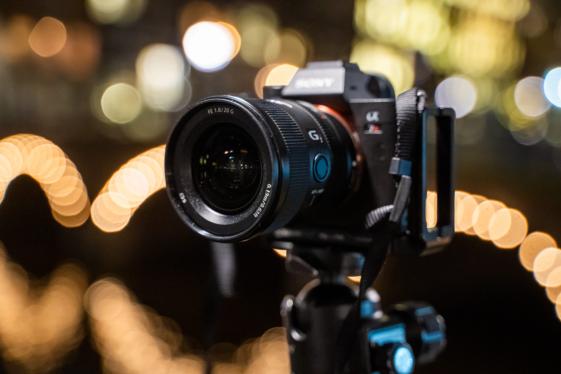 Sony Boosts Full-Frame Lens Line-up with Introduction of New FE 20mm F1 ...