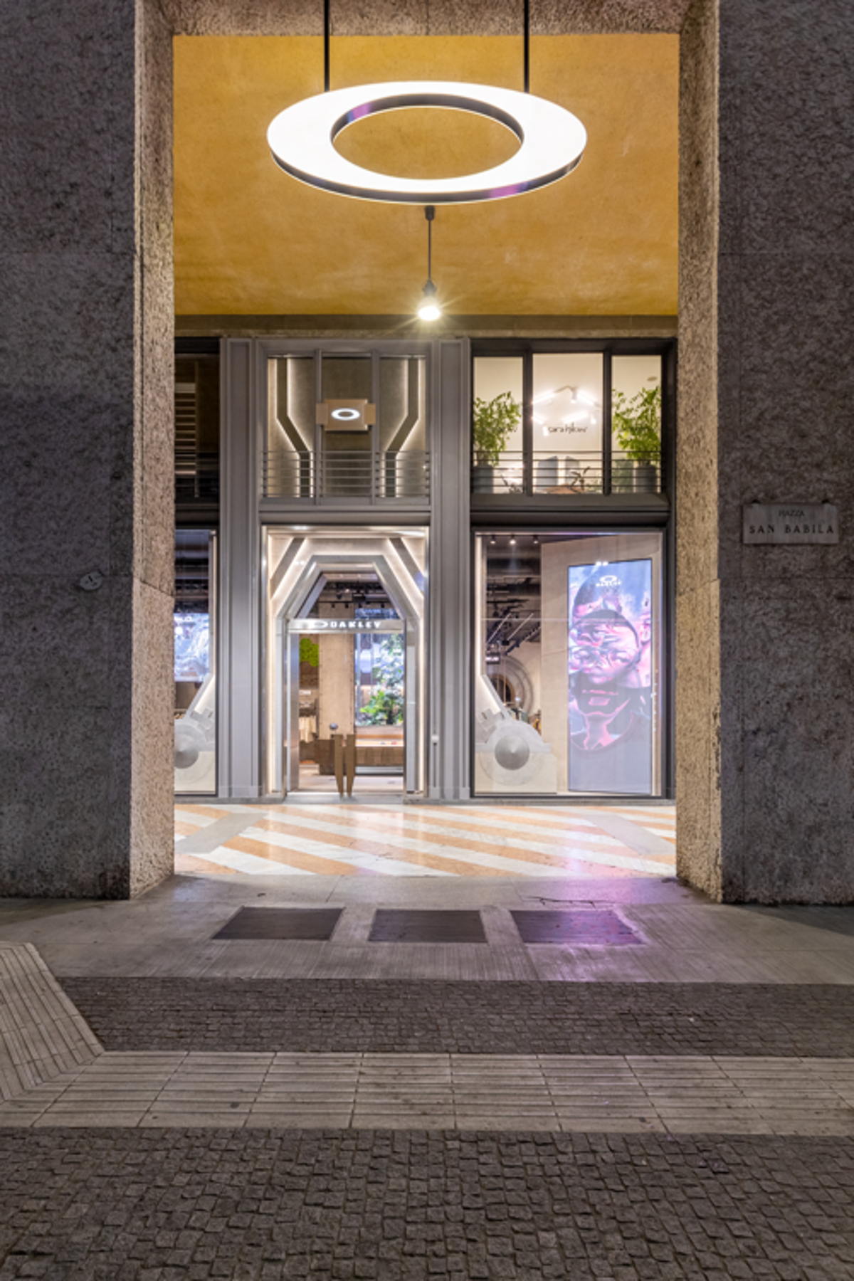 OAKLEY OPENS ITS NEW EXPERIENTIAL STORE IN THE HEART OF MILAN