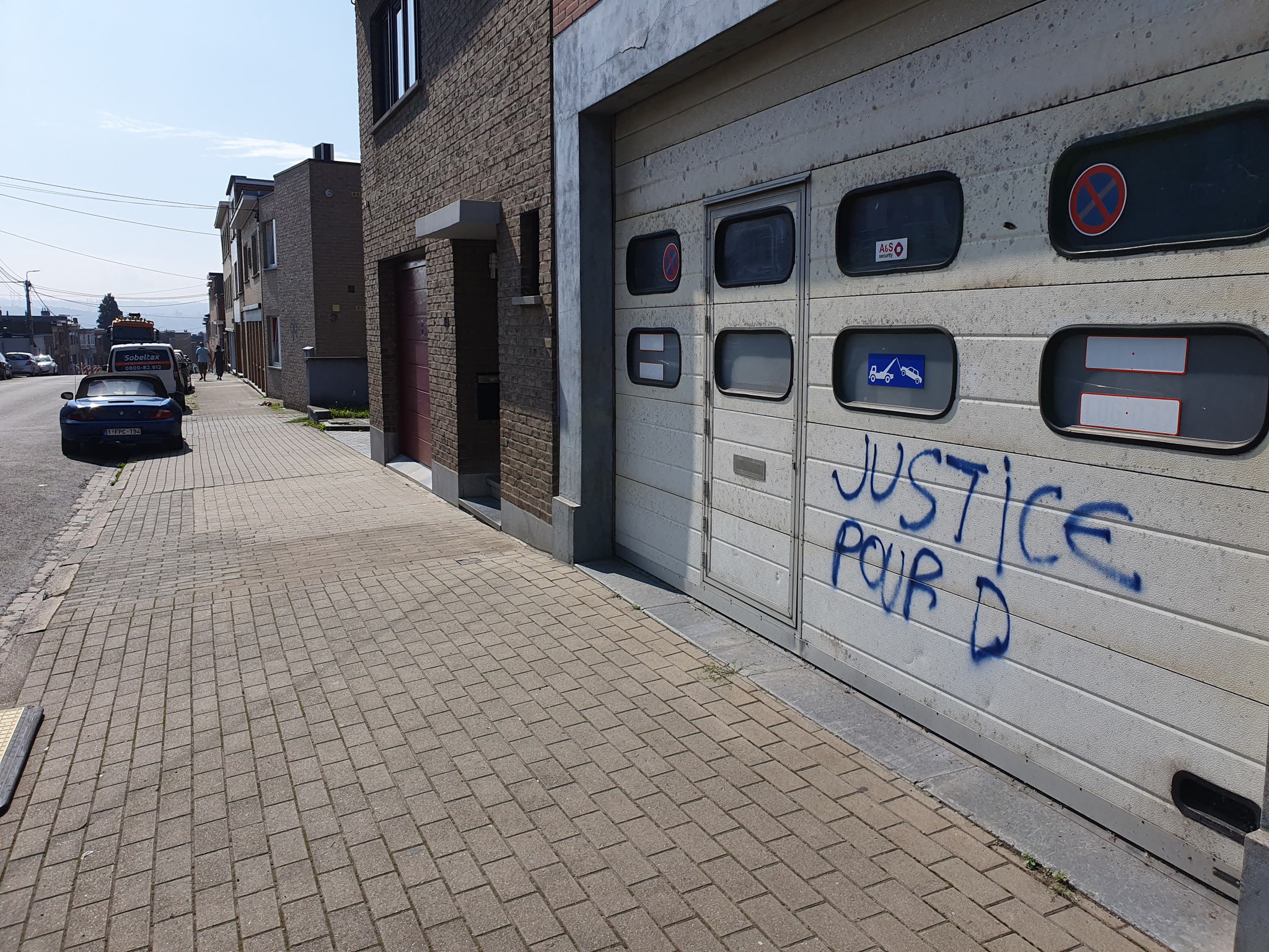 Calm returns to Liège after protests over police shooting