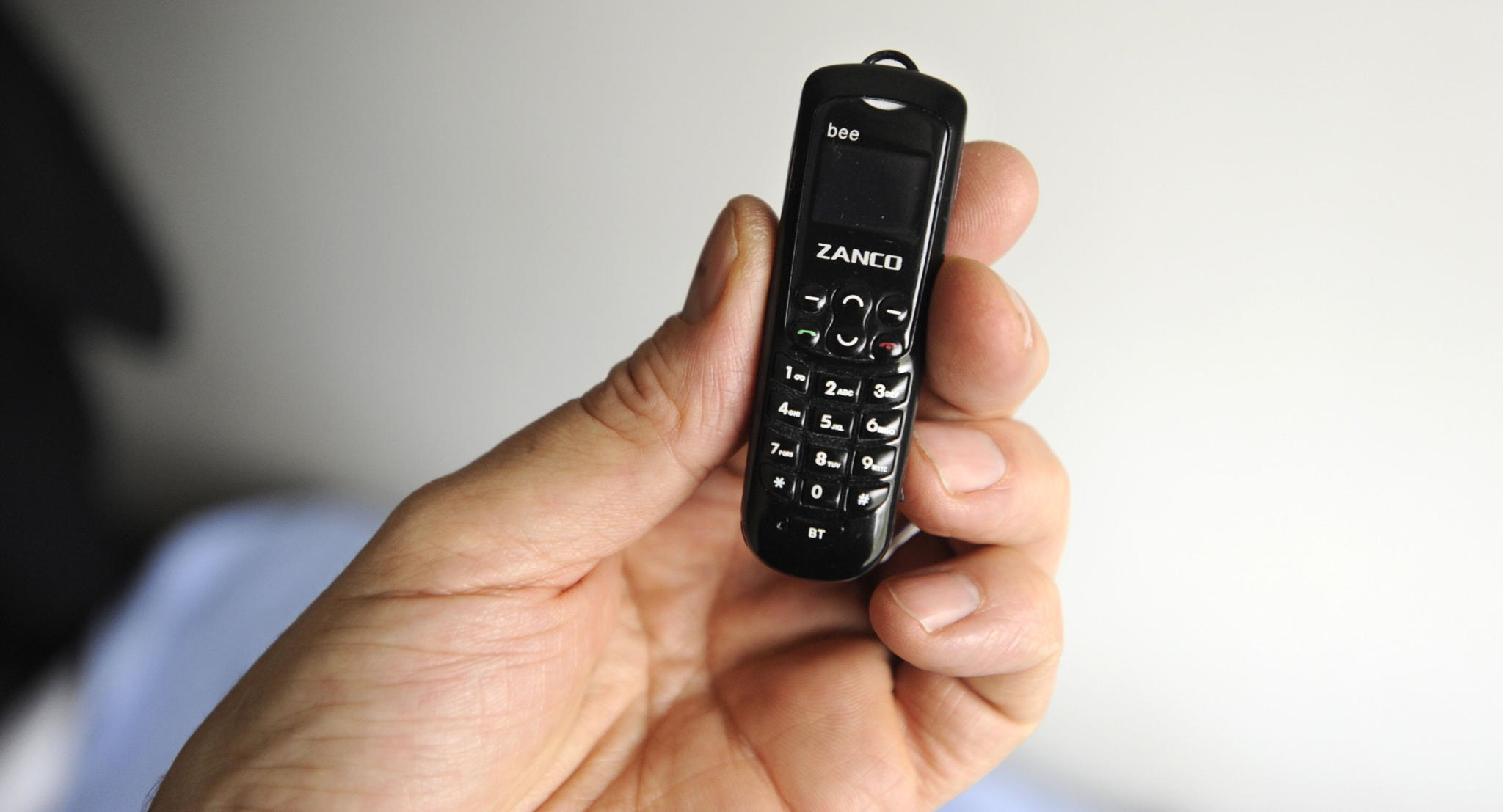 Prisons to install high-tech scanners to better detect phones