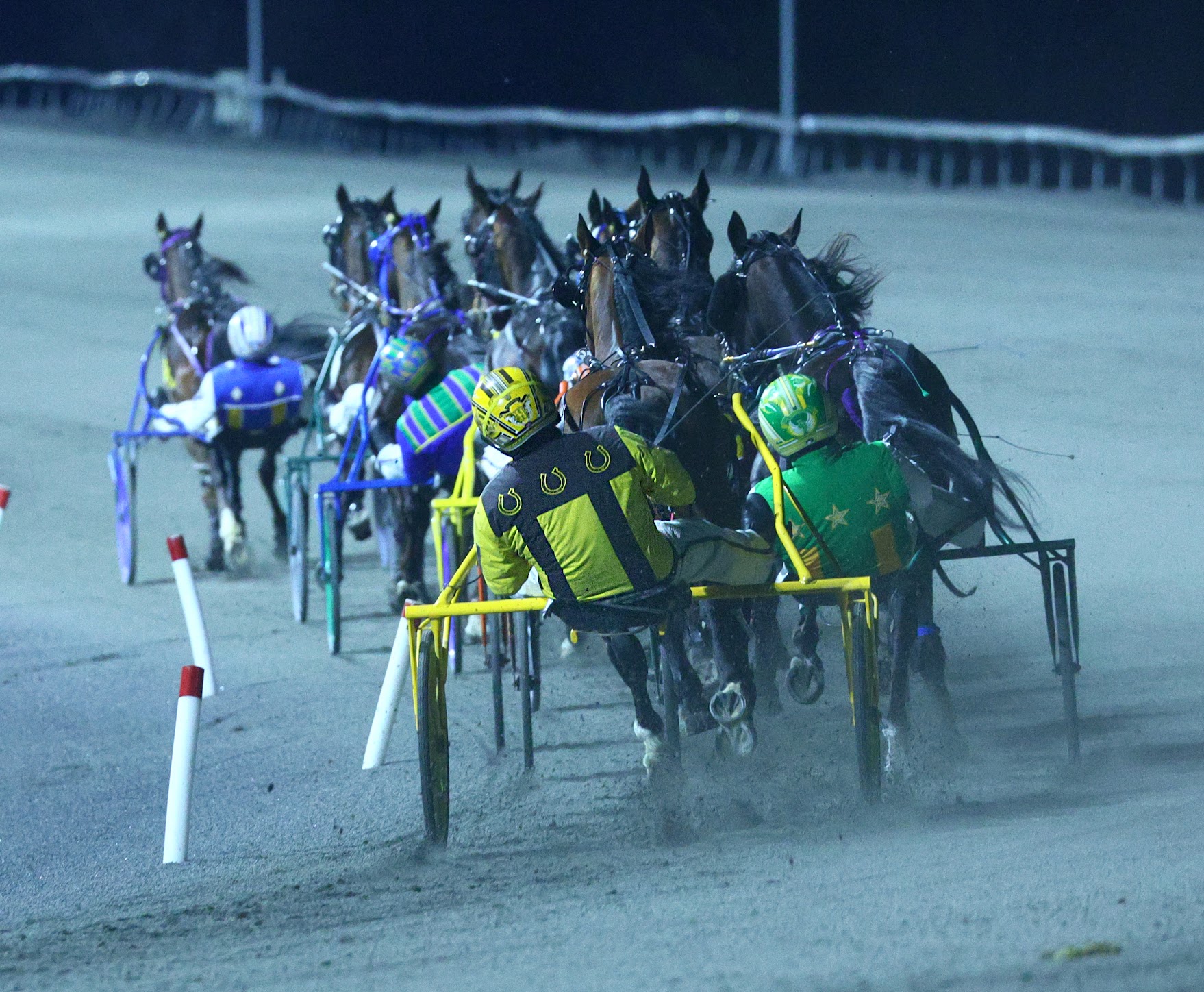 Jackpot Hi-5 Mandatory Payout Saturday at Woodbine Mohawk Park