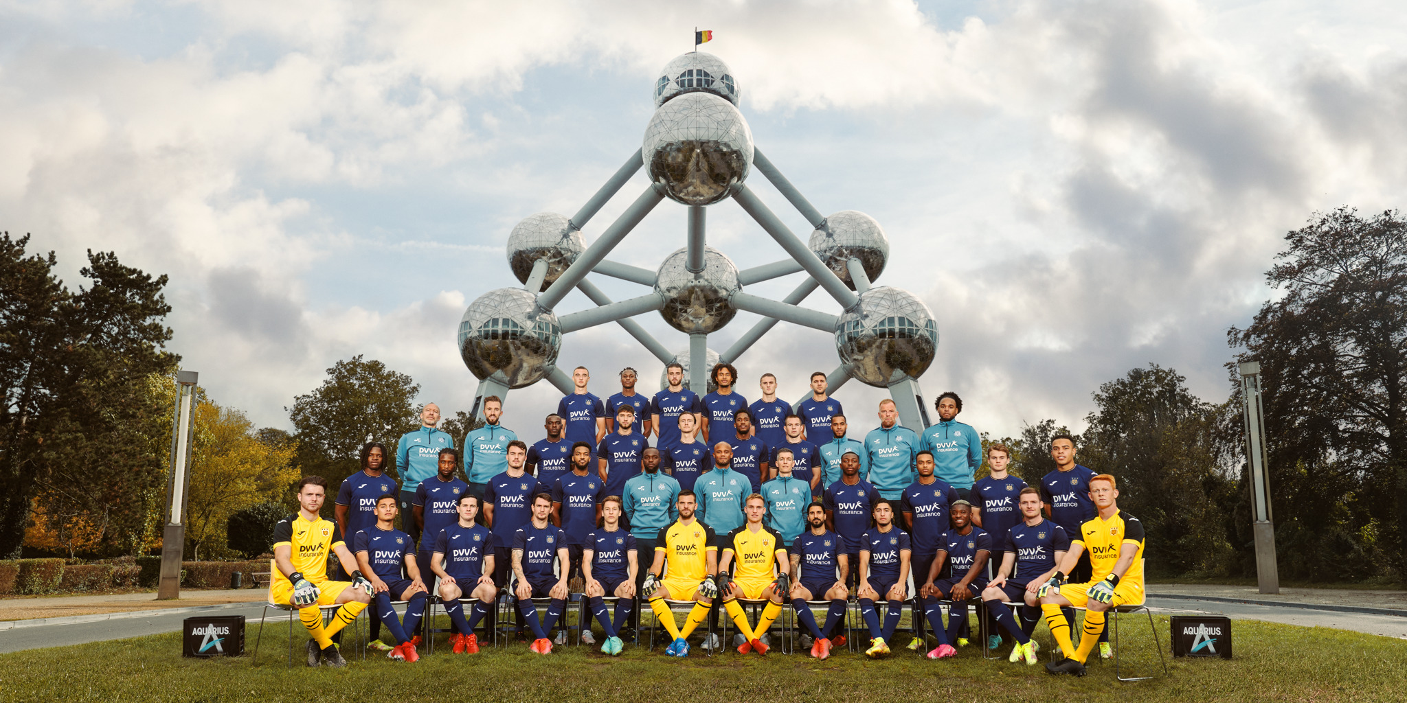 RSCA neemt officiële teamfoto aan het Atomium