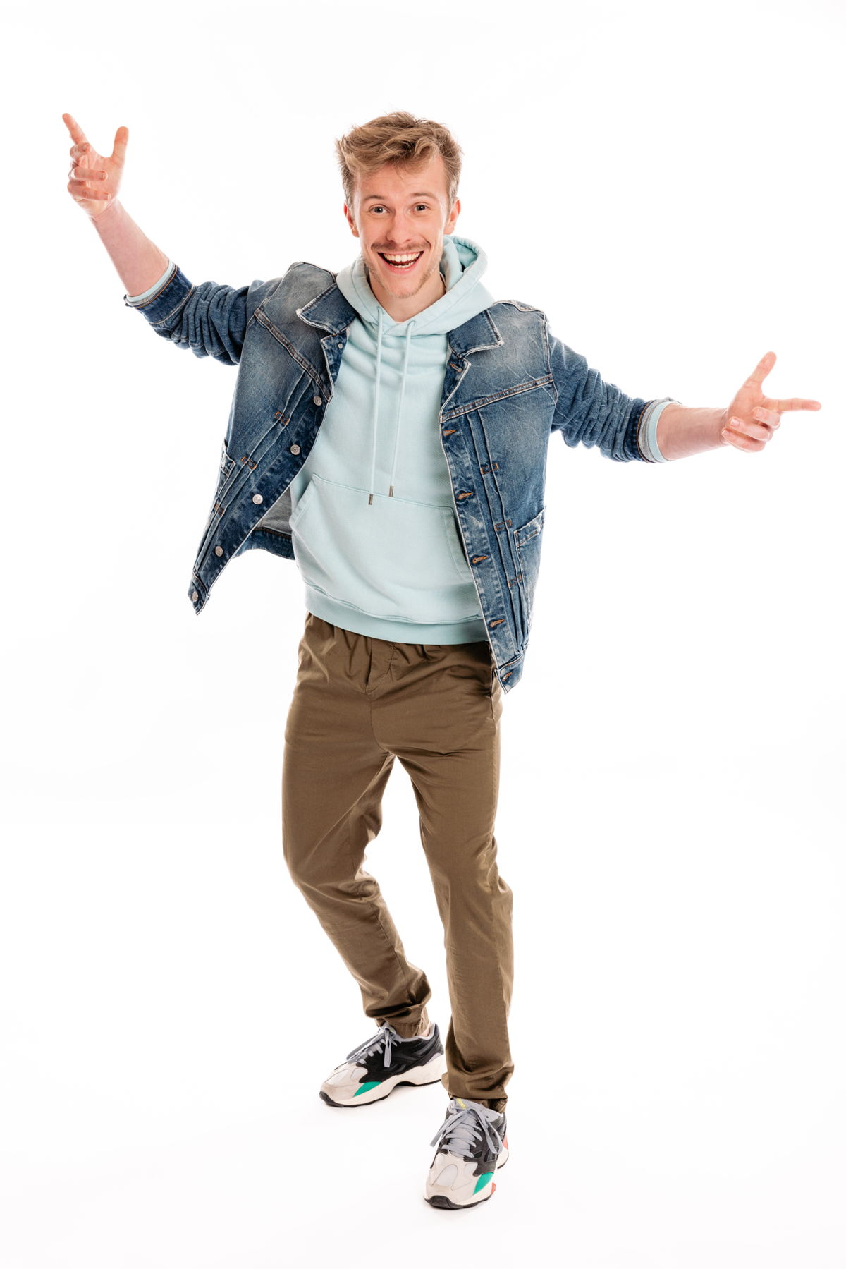 Maarten Cop, Lotte Stevens en Jasper Heyman versterken De KetnetBand