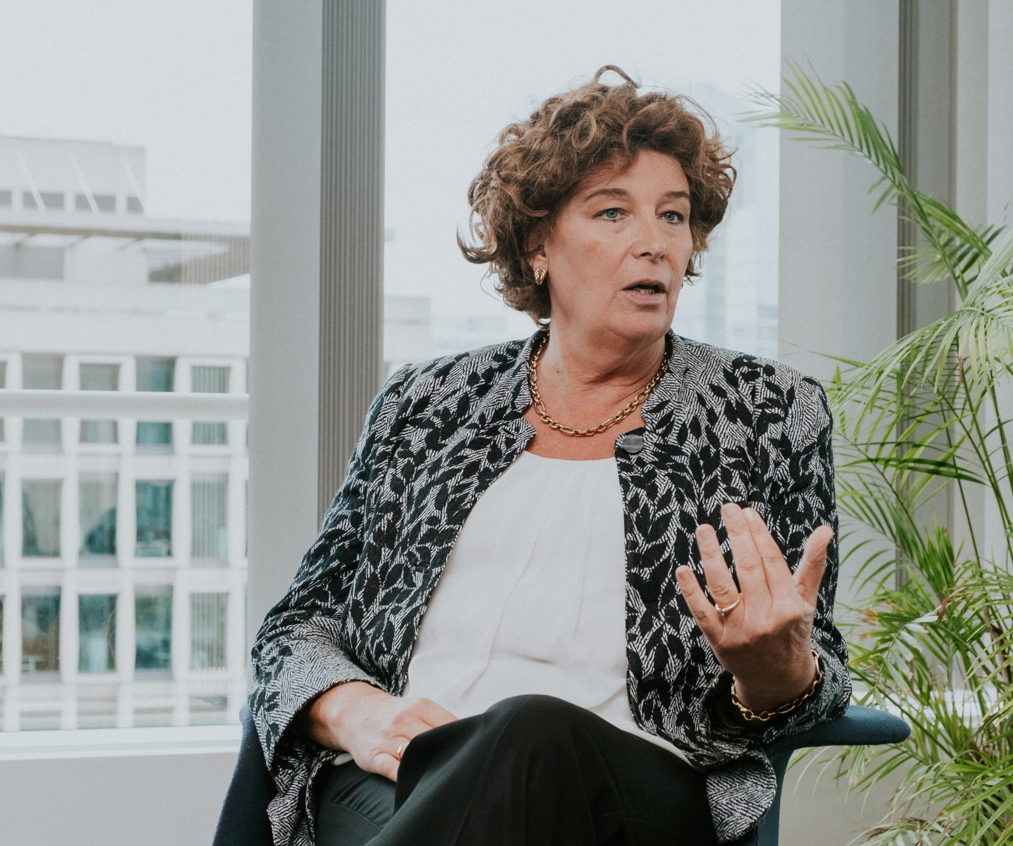 Petra De Sutter geeft gastcollege over mensenrechten