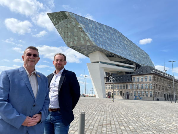 Fluvius beheert glasvezelnet van Port Of Antwerp-Bruges