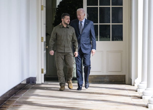 United States announces $300 million aid package for Ukraine United States announces $300 million aid package for Ukraine