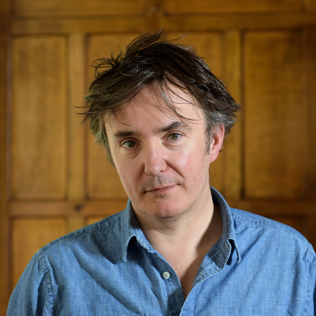 Dylan Moran komt naar België in maart 2023