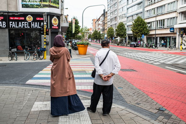 Seven thousand people eat together in Antwerp, Easter and iftar in one