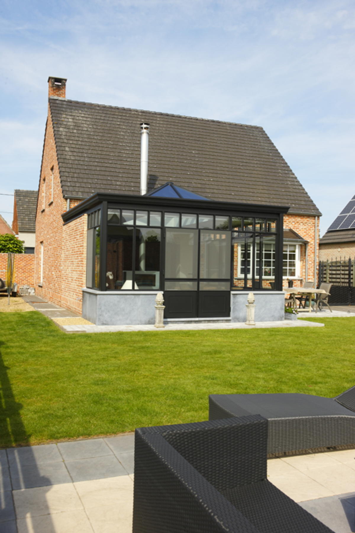 BIS 2015 - Reynaers Aluminium lance un profilé ultra compact à haute ...