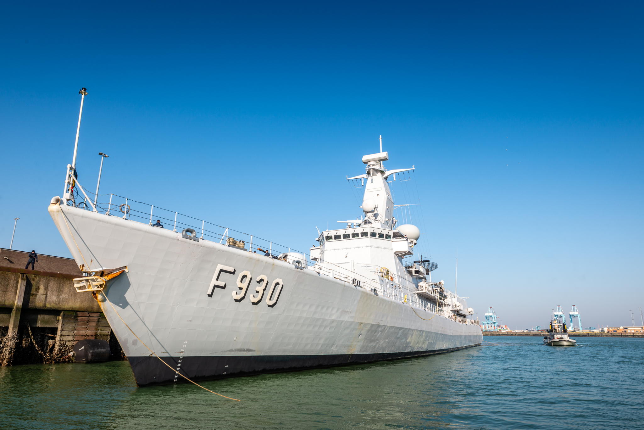 Belgium and the Netherlands order four new frigates, at higher cost