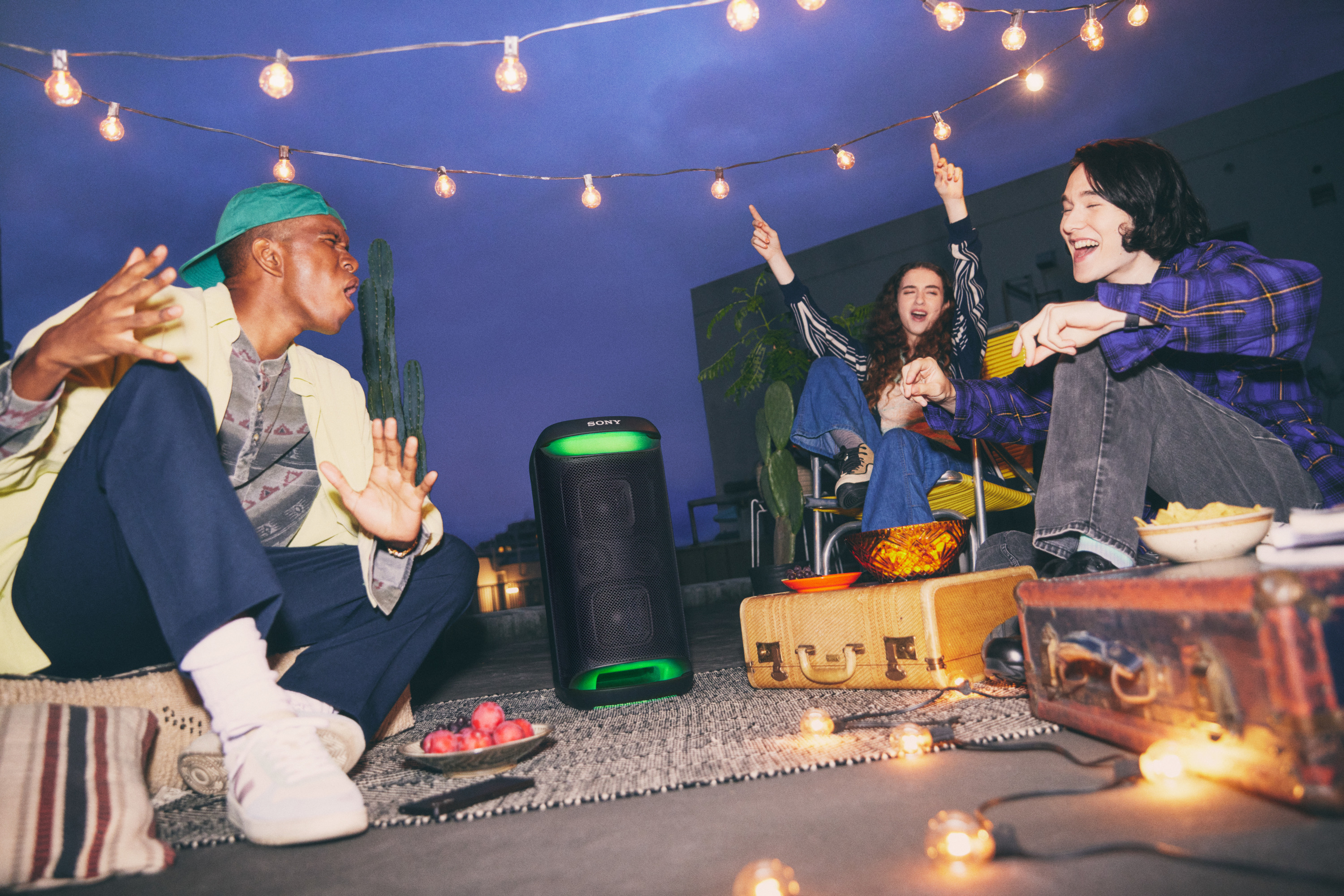 Festeje mais alto durante mais tempo, em qualquer lugar: A Sony ...
