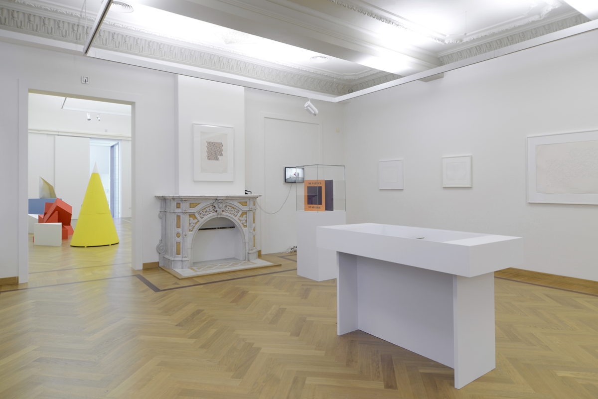 M ouvre sa rétrospective Guy de Cointet