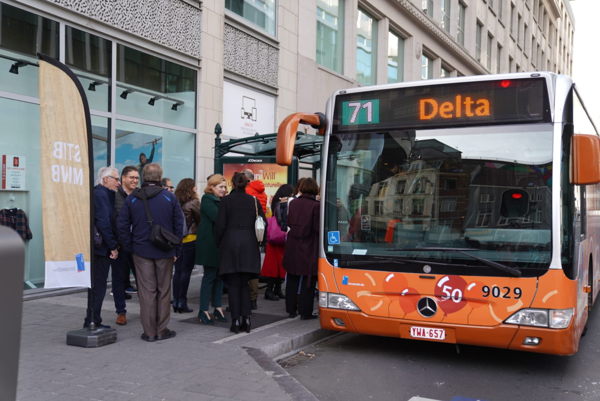 La STIB célèbre les 50 ans de la ligne de bus 71