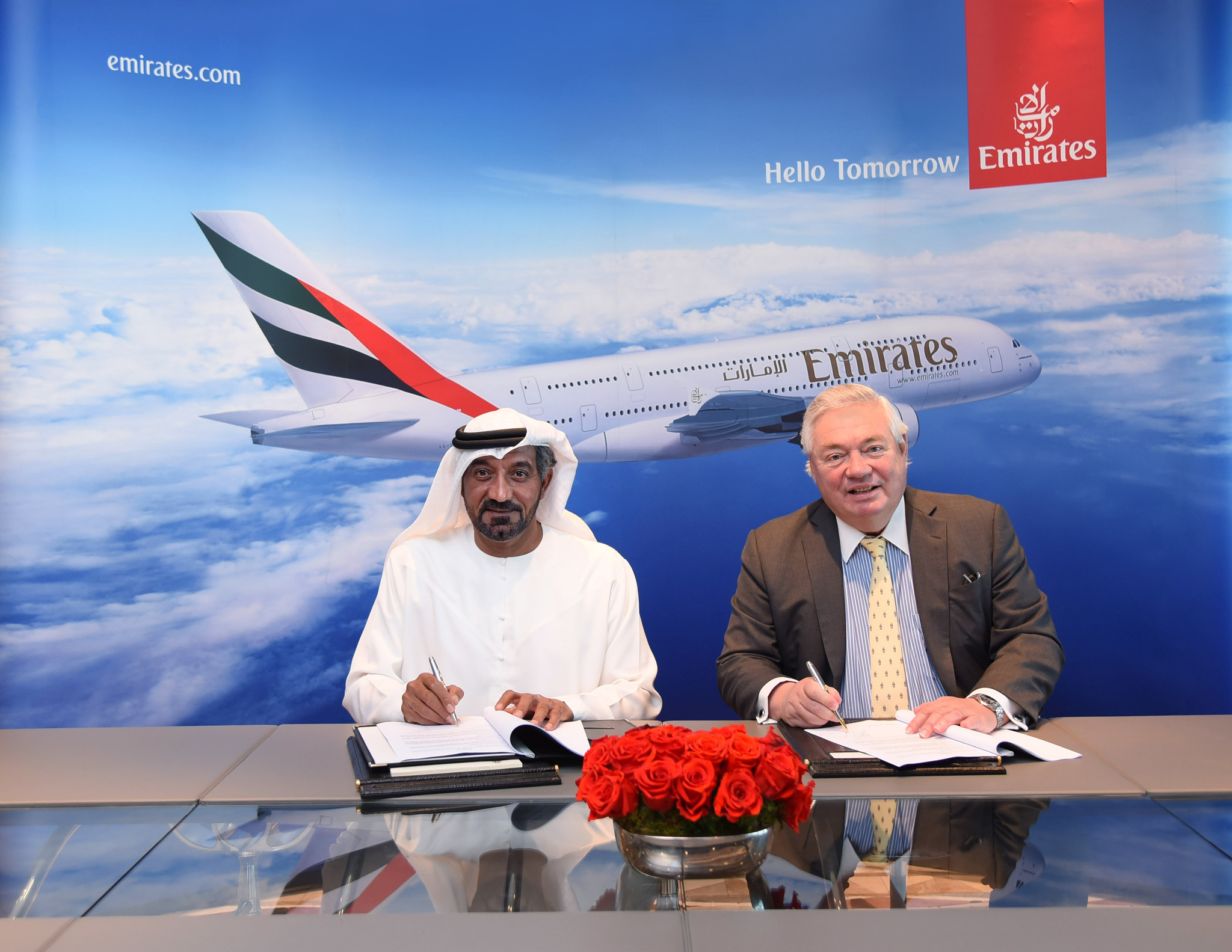 Emirates orders 36 A380s worth US$ 16 billion
