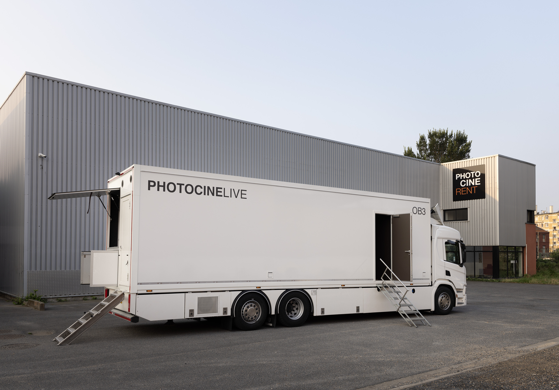 Sony équipe le nouveau car régie 4K Ultra HD de PhotoCineLive