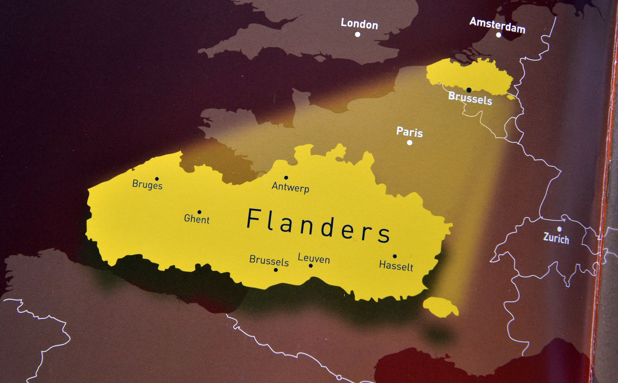 Flanders subdivided into 15 districts after approval of 'historic' decree
