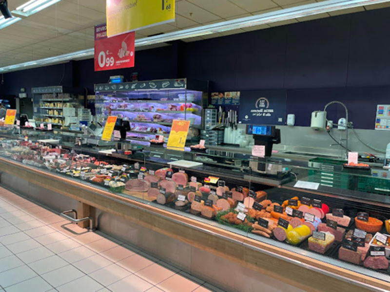 Carrefour België steekt hypermarkt in Oostakker in een nieuw kleedje