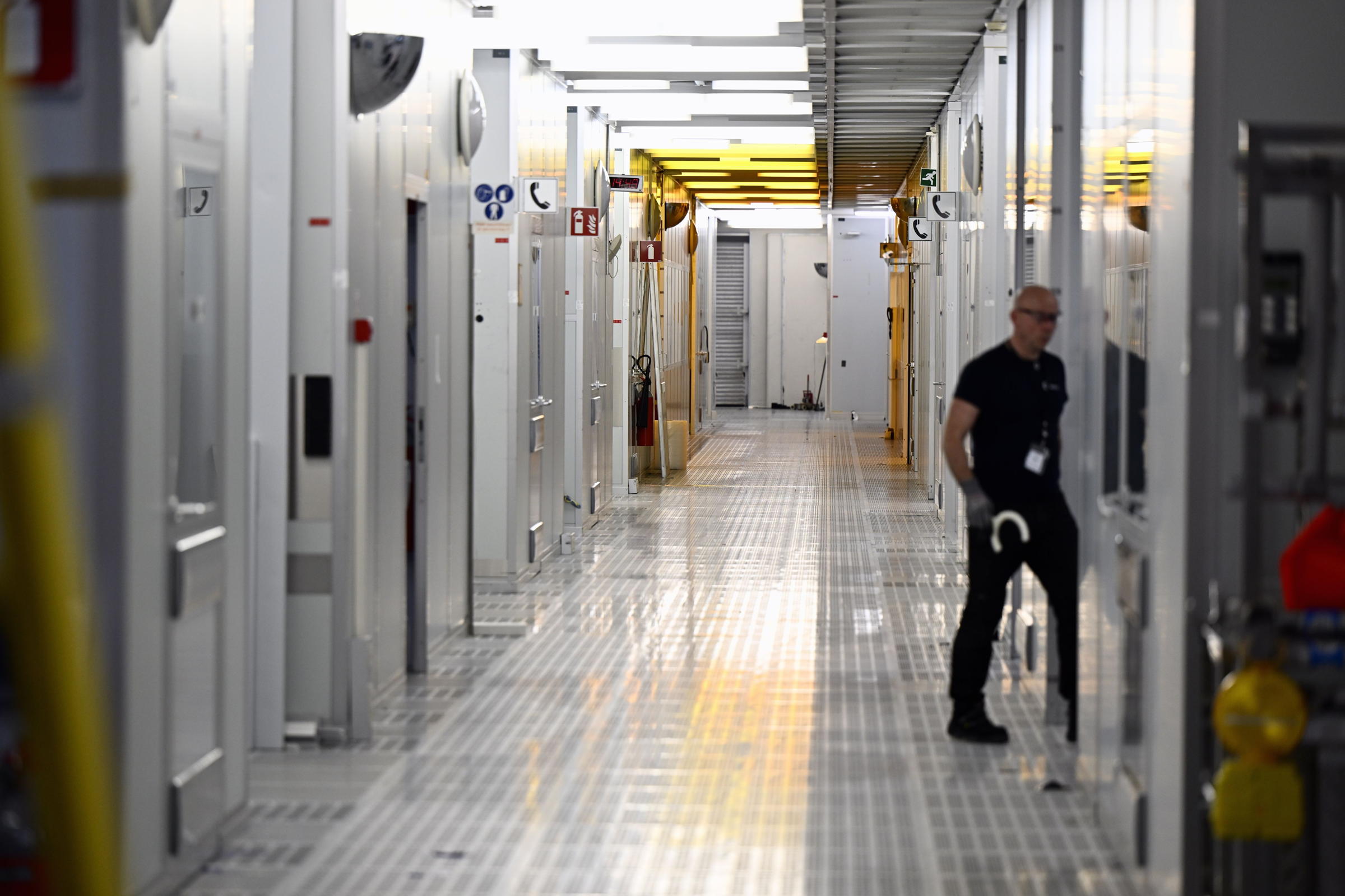 Former BelGaN site to become Europe's first 'full-fledged photonic chip ...