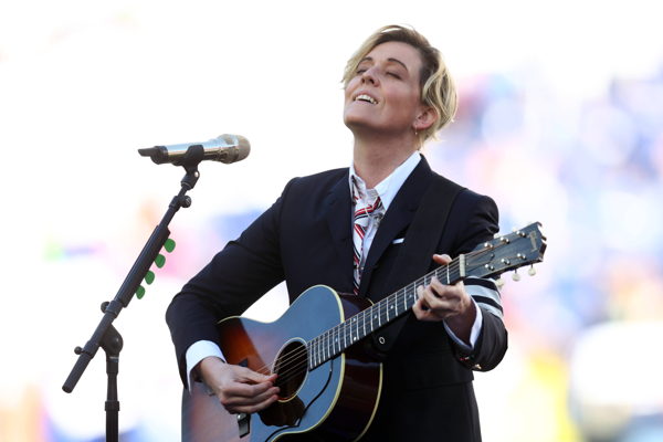 Sennheiser Spectera Handheld Makes Broadcast Debut at the Big Game ...