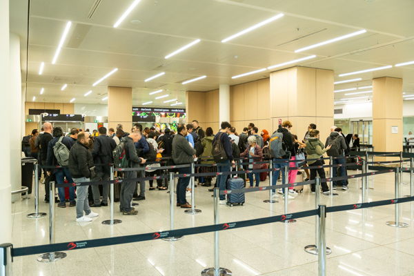 Brussels Airport passengers face four-hour queues due to EU border ...
