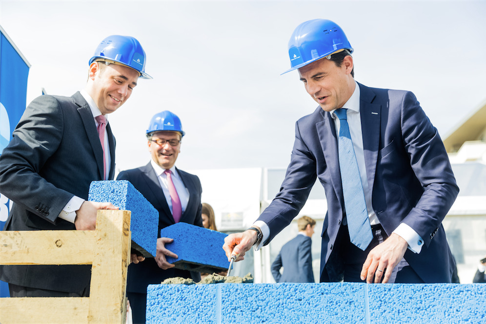 CBC Banque & Assurance pose la première pierre de son nouveau siège à Namur