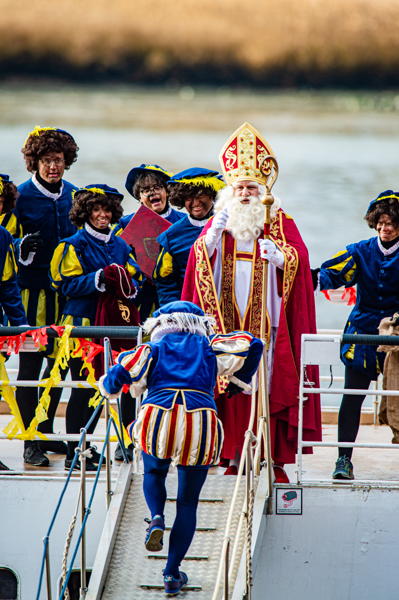 Sinterklaas arrives today in Antwerp by hydrogen boat
