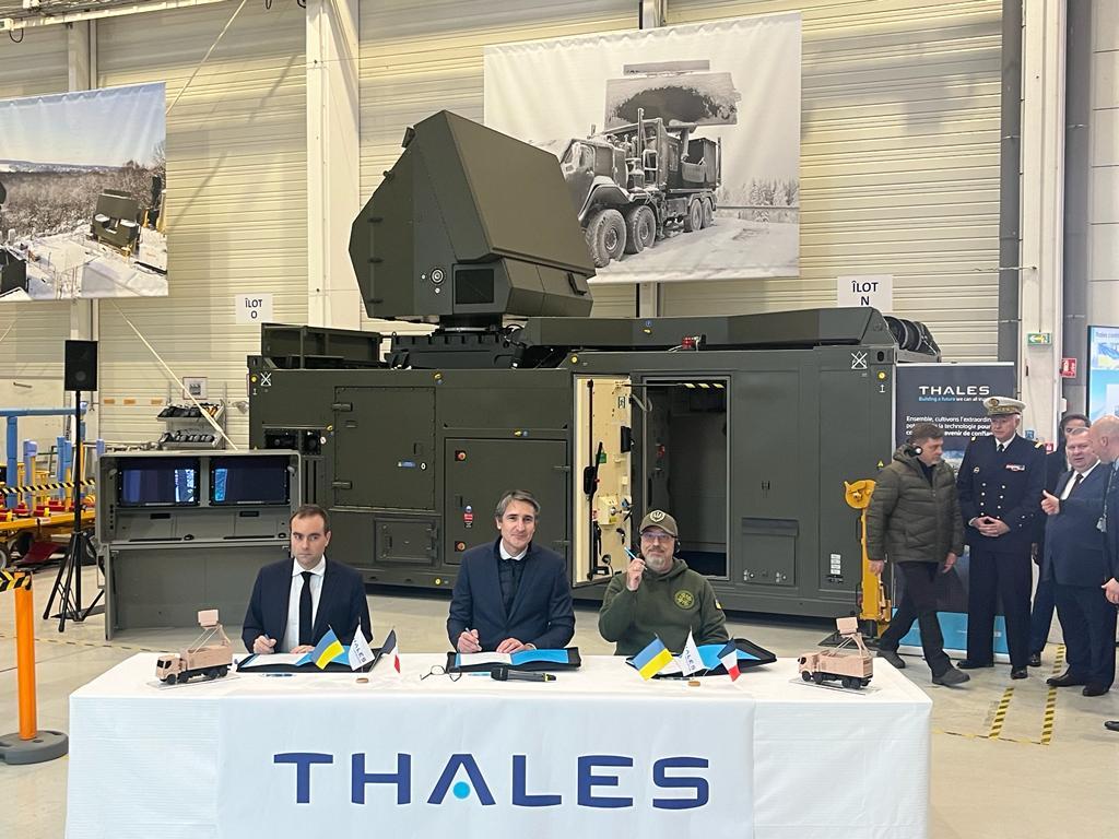 Ukrainian defence ministry signs contract with Thales and French ... Ukrainian defence ministry signs contract with Thales and French ...