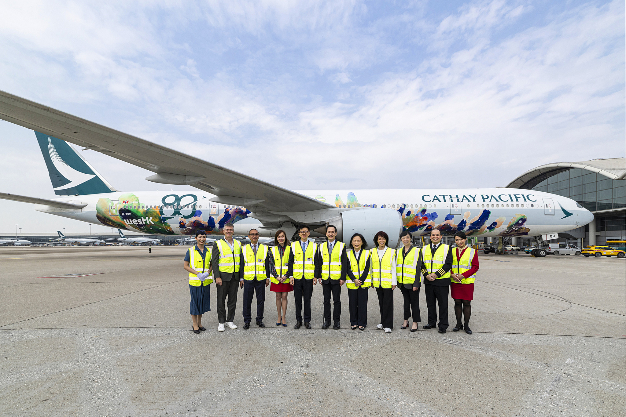 Cathay and WKCDA Unveil “Spirit of Hong Kong” New Aircraft Livery ...